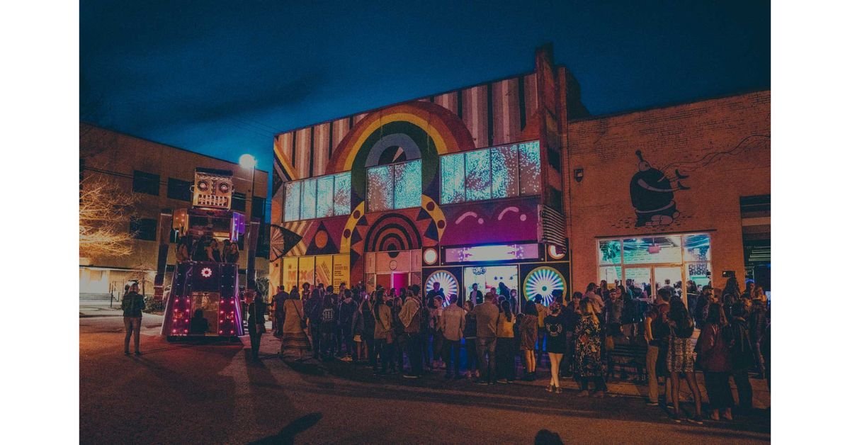 11 Top Places Like Meow Wolf & Alternatives [2024] - ViralTalky